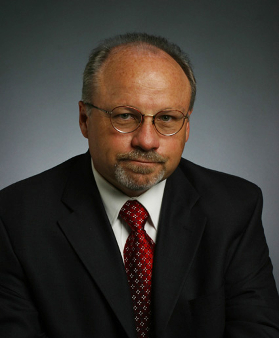 KU alumnus announced as Foundation Distinguished Professor of chemistry ...